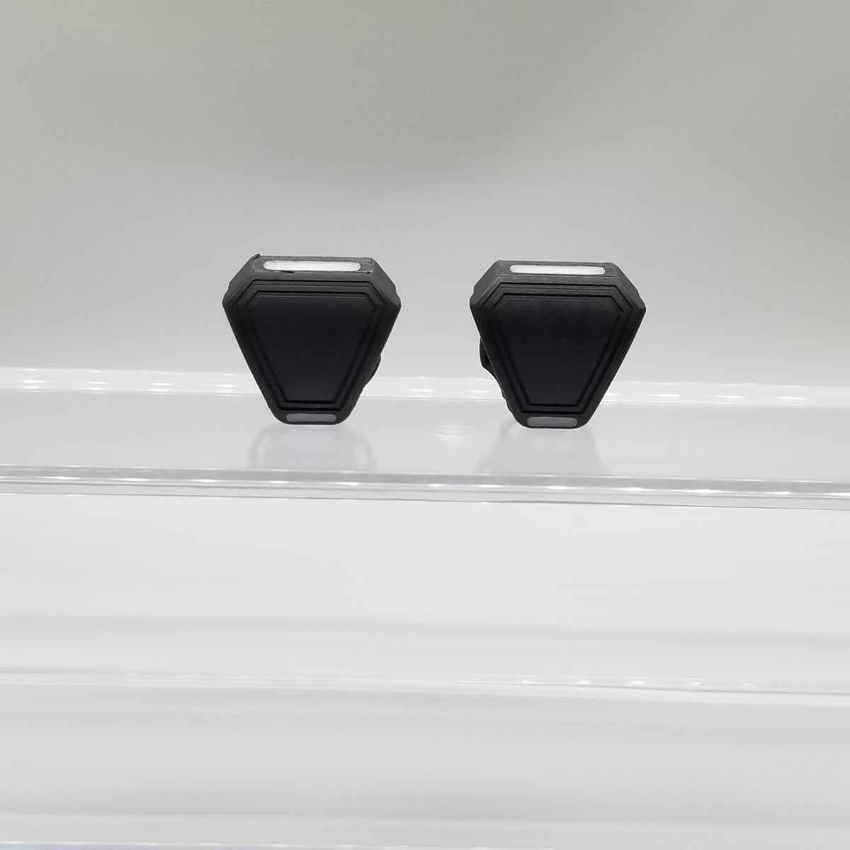 Standard Fast Release Football Visor Clips (Full Size) – Victory Visors